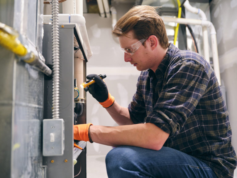 Tips to Help You Conserve Heat This Winter | Hoff Heating & AC